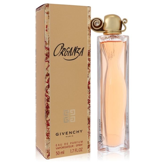 What Perfume Does Melania Trump Wear? | Her Go-To Fragrance